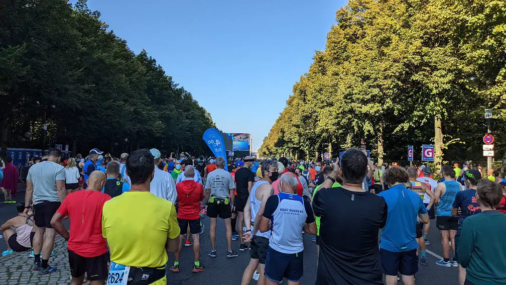 Are Marathon Runners Underweight Rational Runner